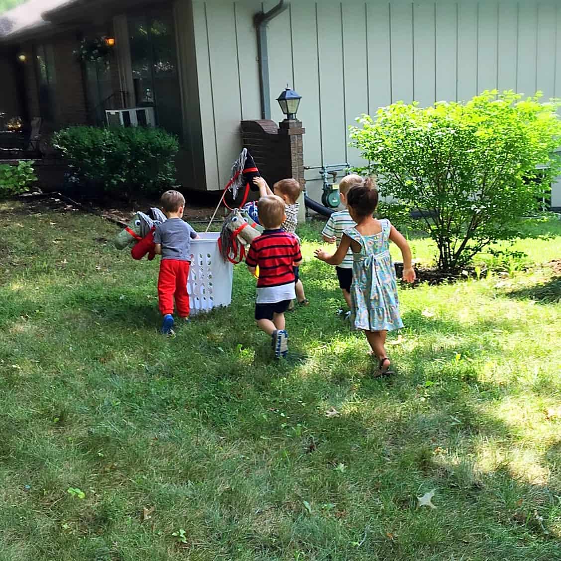 How to make an inexpensive DIY stick horse - Twitchetts