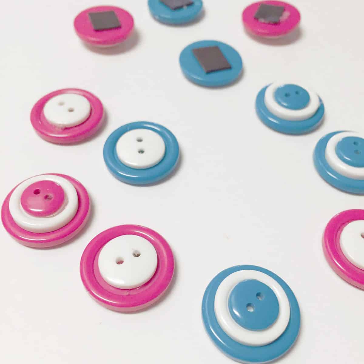 Button Tic Tac Toe - DiY Magnet Game - Twitchetts