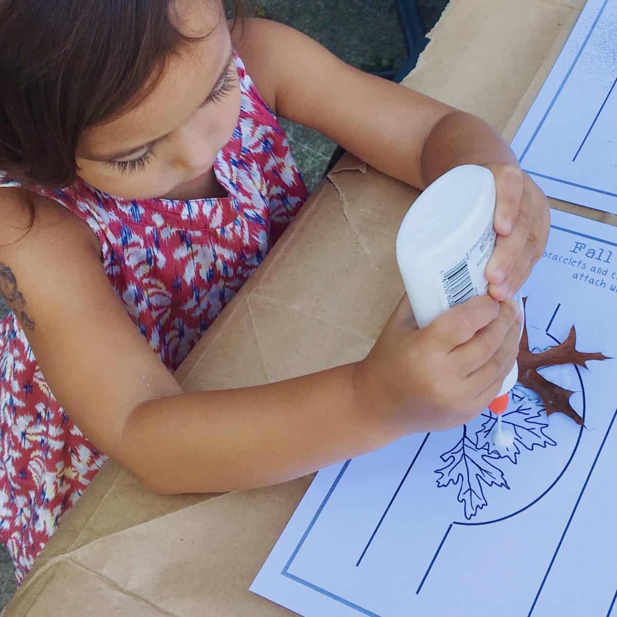 Free Printable Autumn Crown for Fall Dress Up - Twitchetts