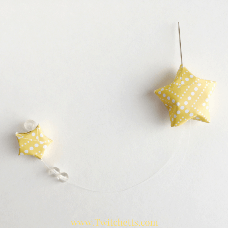 DiY Paper Star Ornaments - Twitchetts