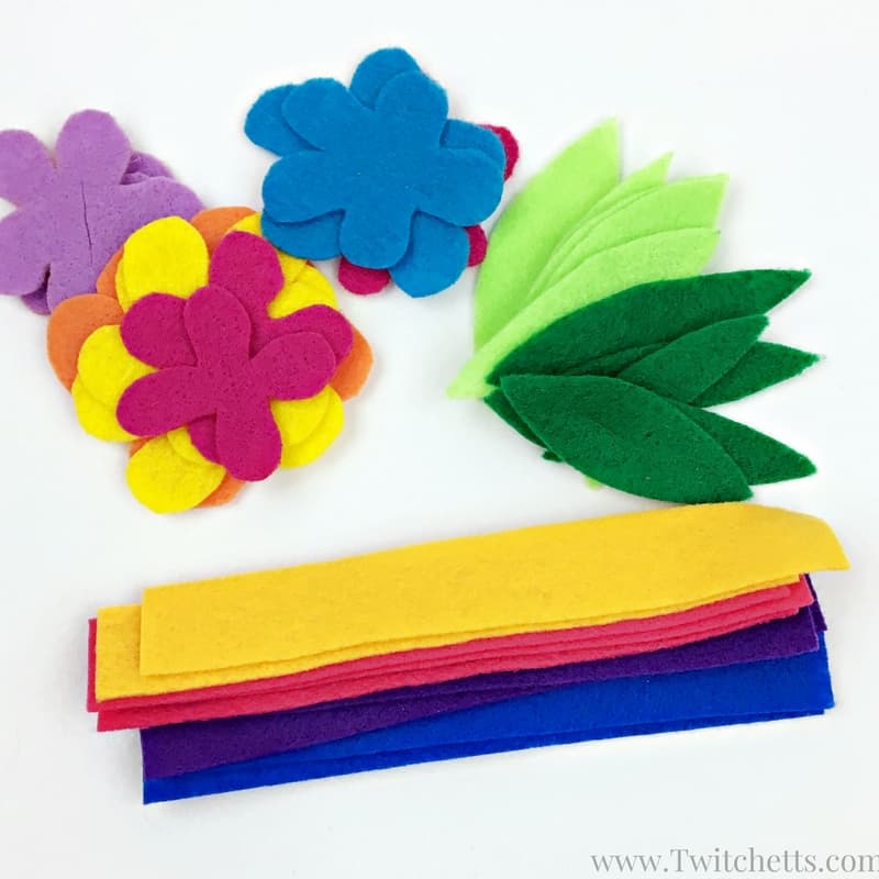 DIY Hug Time Bracelet ~ Add a hug time watch to your Trolls dress up!