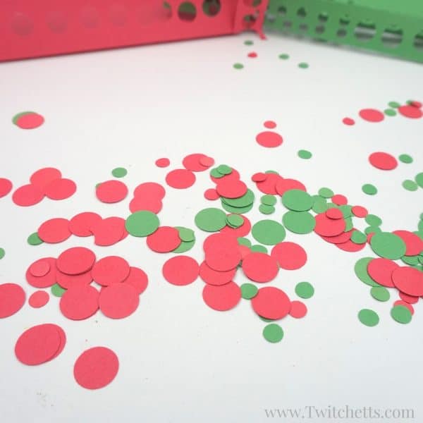 Apple Themed Fine Motor Activity - Twitchetts
