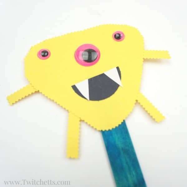 How to make a simple construction paper monster craft - Twitchetts