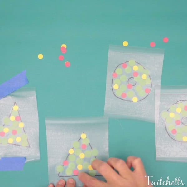 How to make simple suncatcher Christmas ornaments - Twitchetts