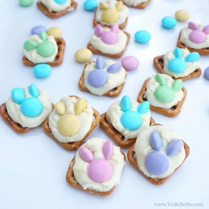 12 fun Easter crafts for kids ~ Easter eggs, crosses, and bunnies.