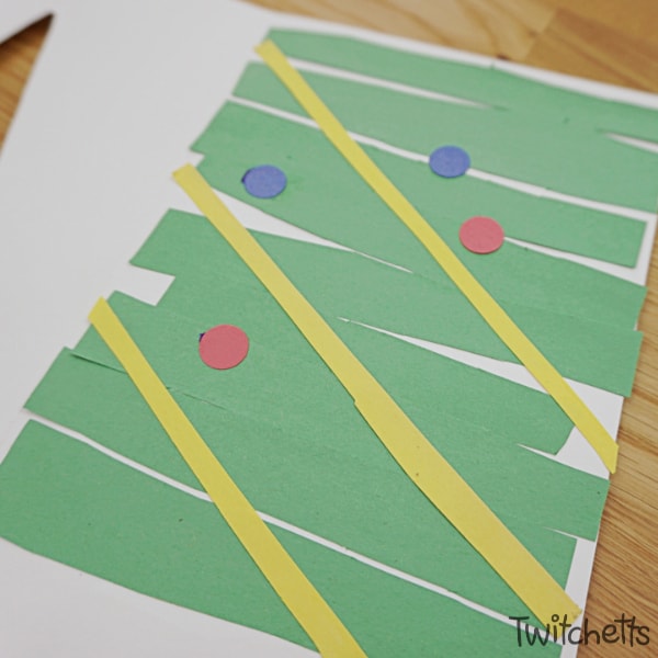 How to make an easy paper Christmas tree & build scissor skills