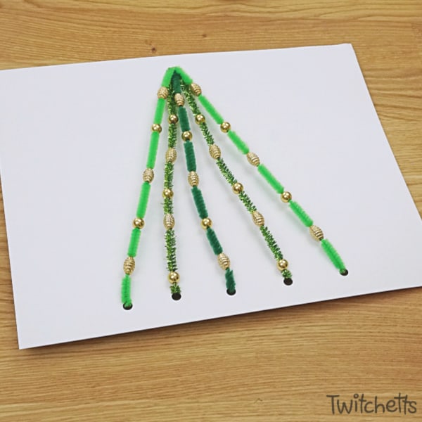 How to make a fun pipe cleaner Christmas tree activity - Twitchetts