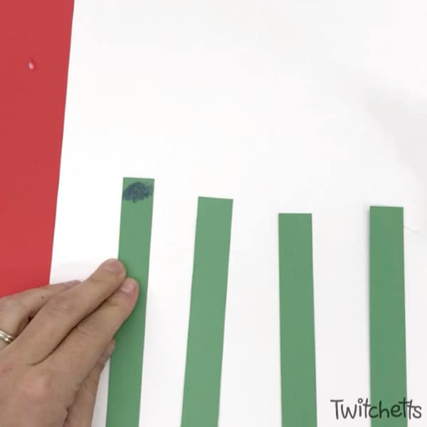 How to make a looped paper Christmas tree - Twitchetts