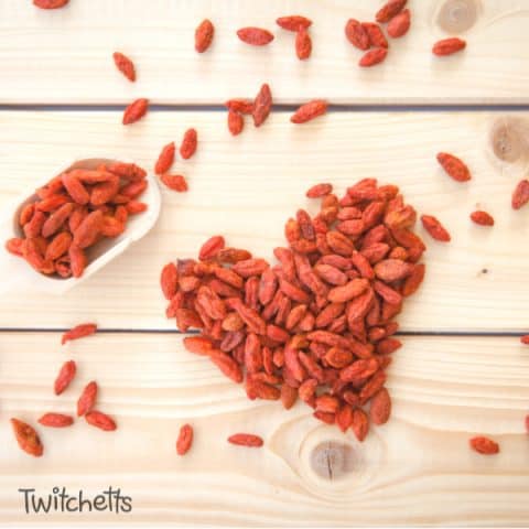 11 easy red snacks for preschool classrooms - Twitchetts