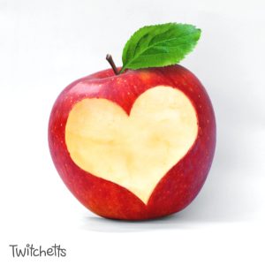 11 easy red snacks for preschool classrooms - Twitchetts