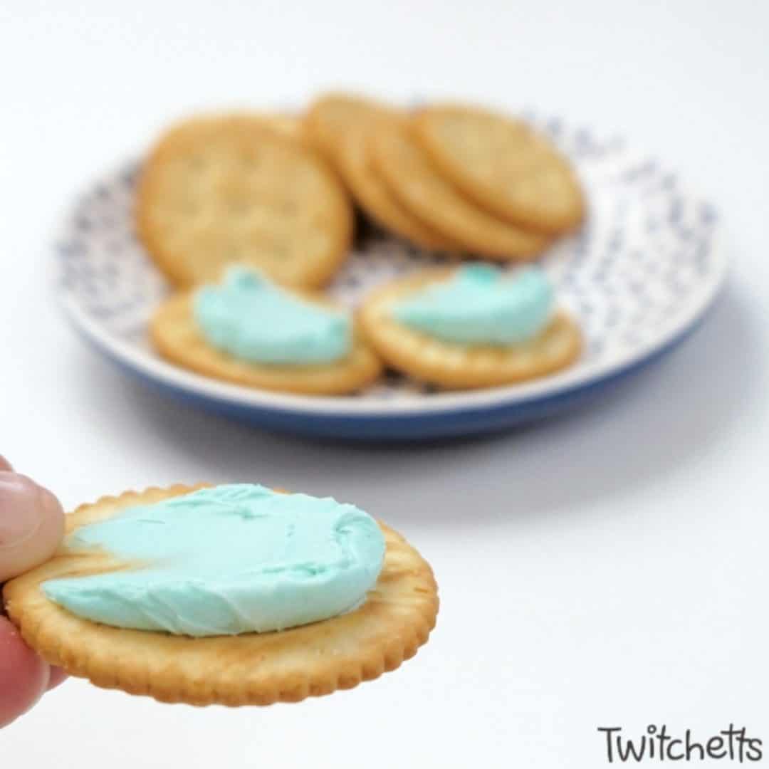 6 blue snacks for preschool - Twitchetts