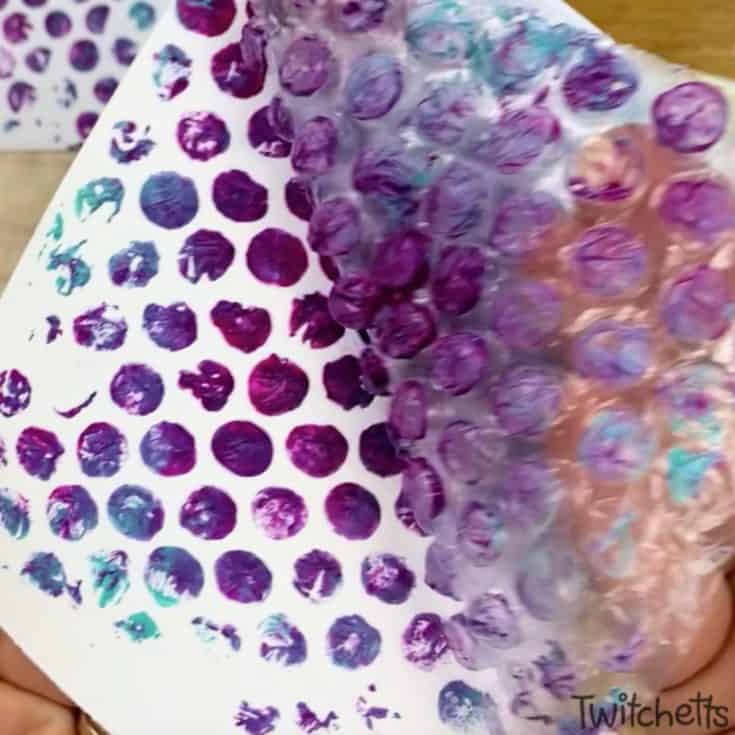 How to create heart art with bubble wrap - Twitchetts