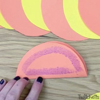 An easy yellow sun craft for preschoolers - Twitchetts