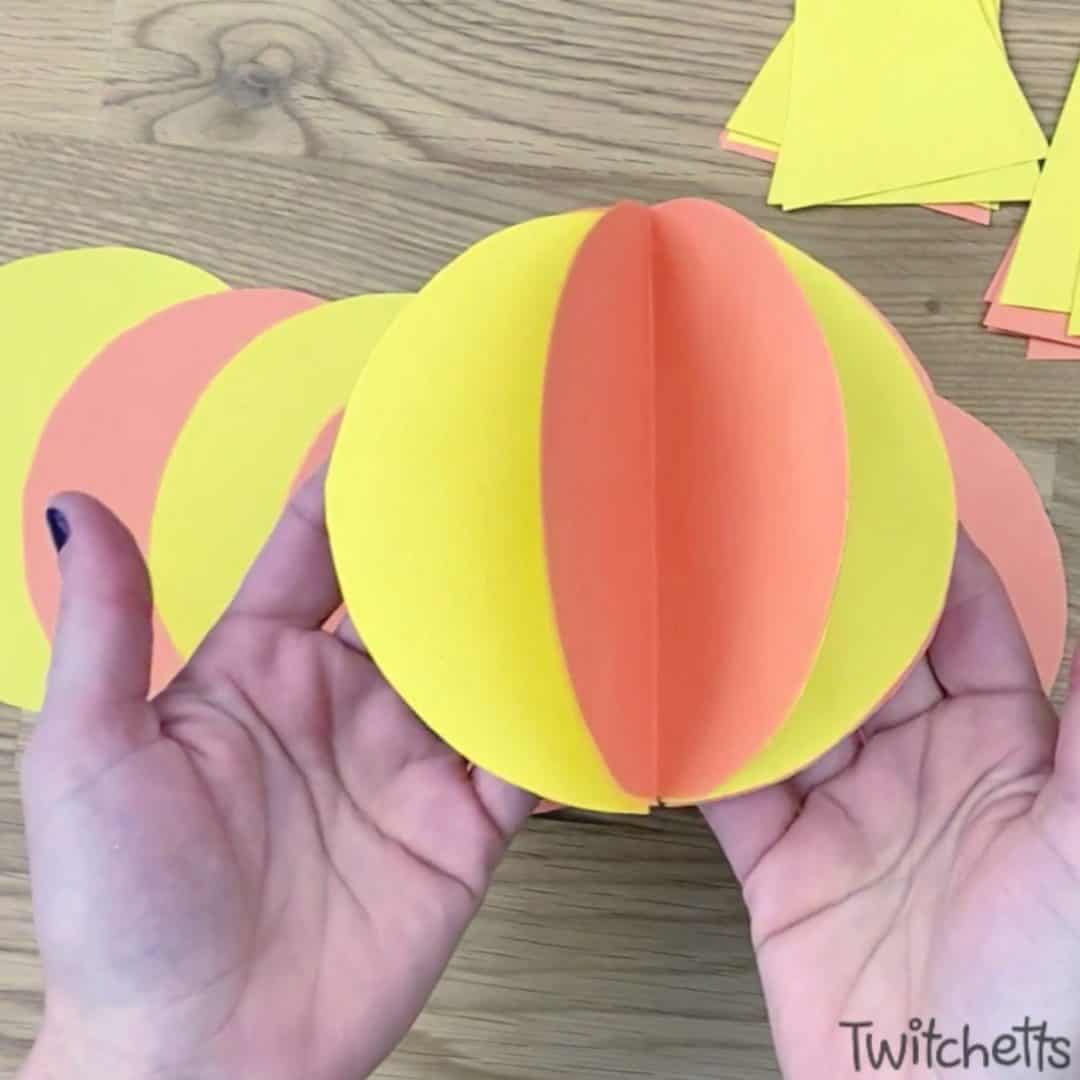 An easy yellow sun craft for preschoolers - Twitchetts