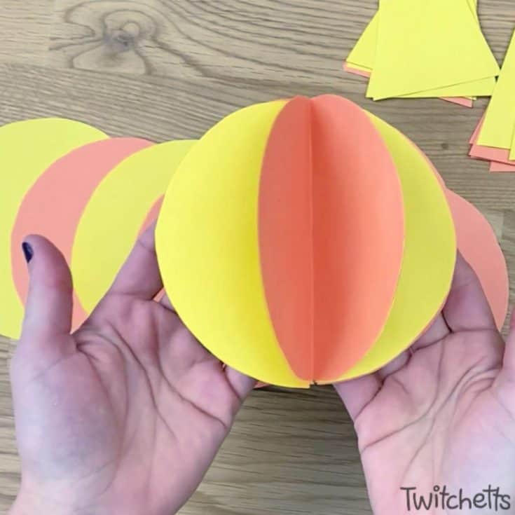 An easy yellow sun craft for preschoolers - Twitchetts