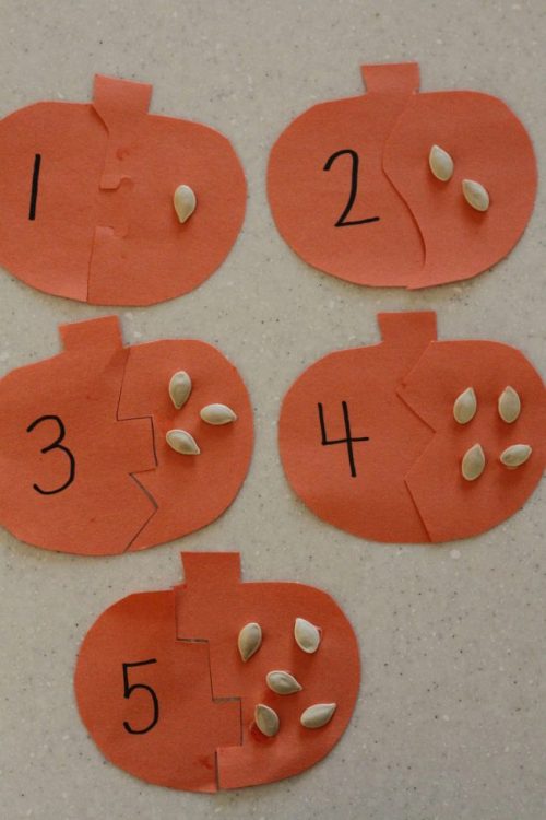 10 Easy pumpkin construction paper crafts for kids to make