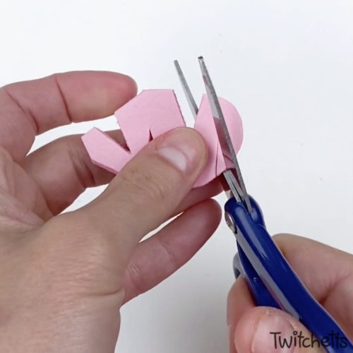 How to make snowflake shaped flowers from paper