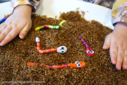 26 easy Pipe Cleaner Animals for kids to make - Twitchetts