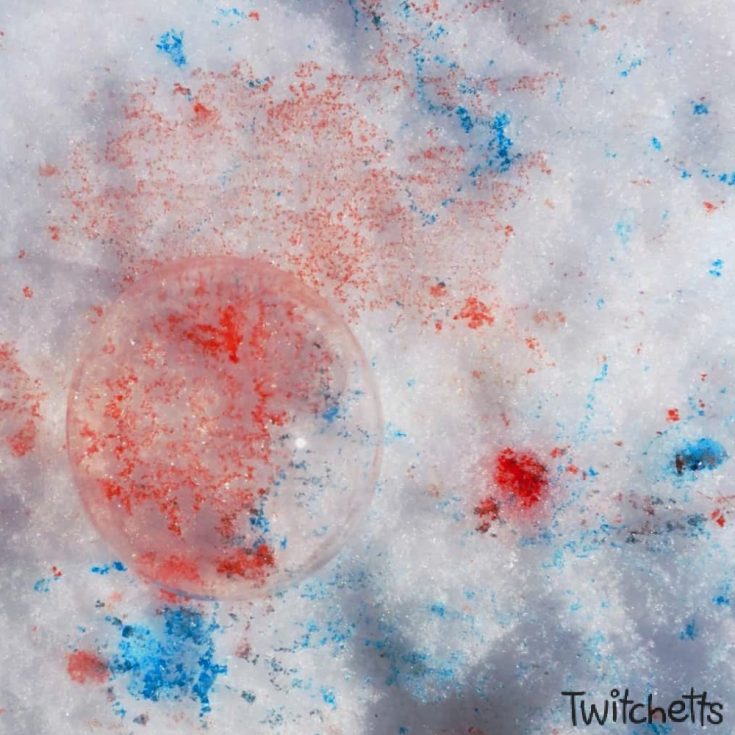 How to make a Colored Frozen Bubble: Snow day fun! - Twitchetts
