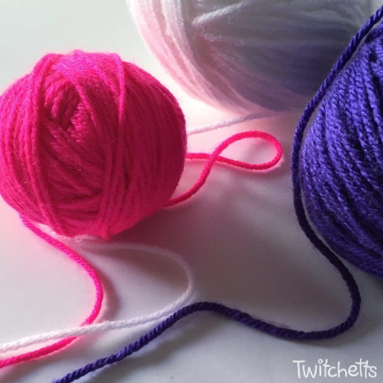 How to make a twisted friendship bracelet in 2 minutes - Twitchetts