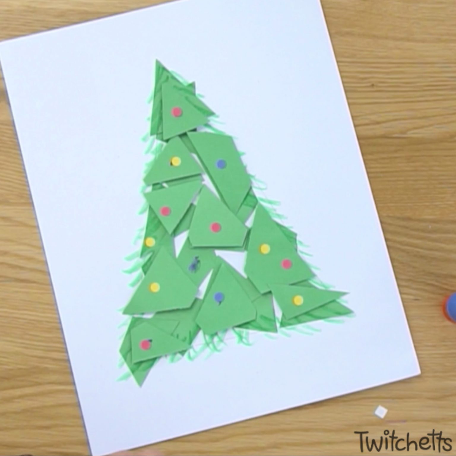 16 simple Christmas tree crafts for kids - Twitchetts