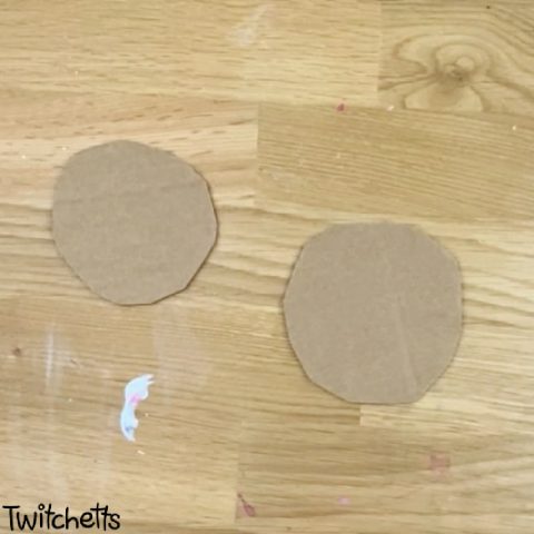 How to make a cardboard and pipe cleaner flower craft with kids