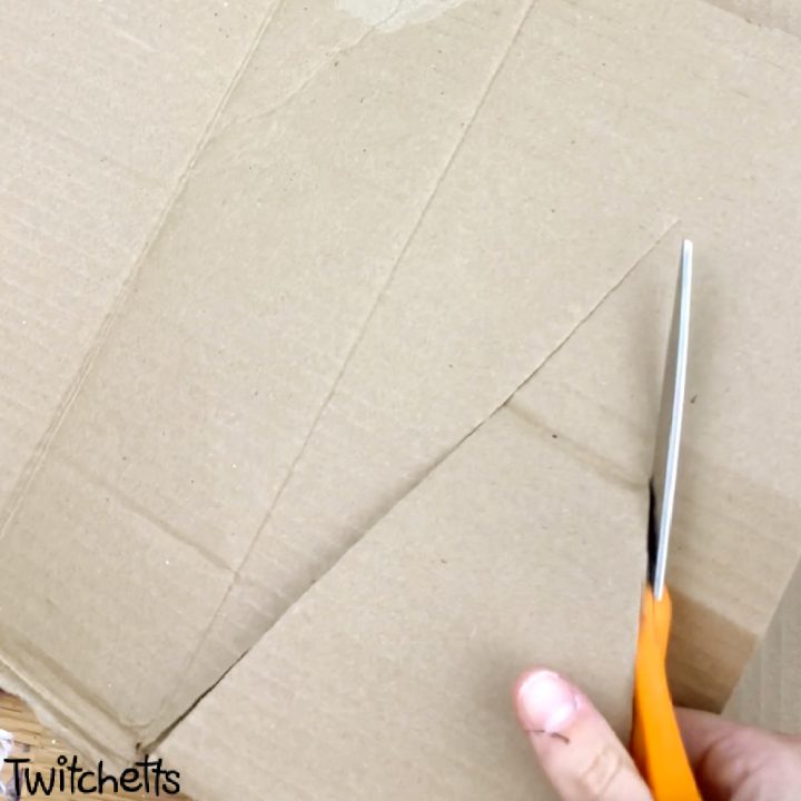 An Easy Triangle Craft for Preschoolers that uses Cardboard - Twitchetts