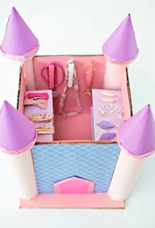 11 Amazing Castle Crafts that Kids Will Love To Make - Twitchetts