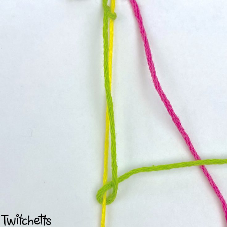 5 Important Friendship Bracelet Knots with step by step intructions