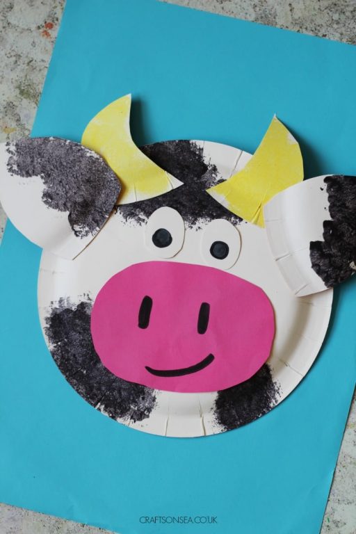61 Fun Farm Crafts for Preschoolers to Make or Play With